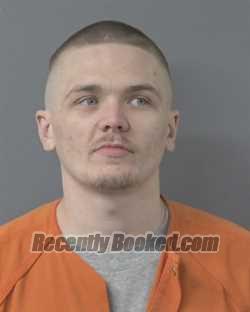 Recent Booking / Mugshot for DAMIAN CRAIG EDMUNDSON in Wilson County ...