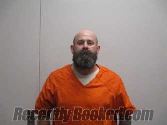 Recent Booking / Mugshot for CHRISTOPHER WILLIAM ALLEN in Daviess ...