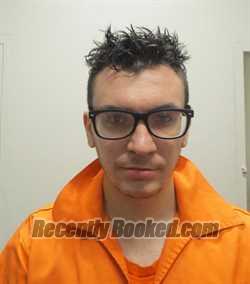 Recent Booking / Mugshot for TREVOR JAMES PETREE in Daviess County ...