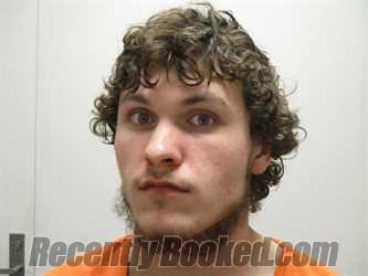 Recent Booking / Mugshot for DRAKE D OXENDALE in De Kalb County, Missouri