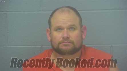 Recent Booking / Mugshot for BRIAN SHAWN DELLINGER in Greene County ...