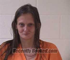 Recent Booking / Mugshot for TIFFANY NICOLE RIDDLE in Yancey County ...