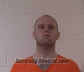 Recent Booking / Mugshot for DONOVAN PATRICK WILLIAMS in Yancey County ...