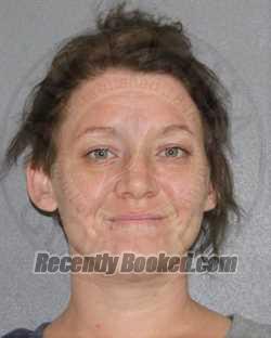 Recent Booking / Mugshot for STEPHANIE ALENE WADE in Angelina County, Texas