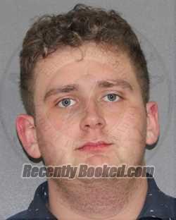 Recent Booking / Mugshot for JON EVAN PENNINGTON in Angelina County, Texas