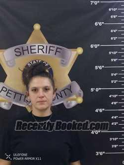 Recent Booking / Mugshot for SALINA REYNA in Pettis County, Missouri