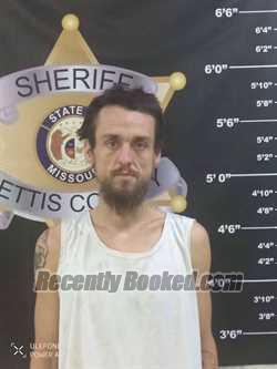 Recent Booking / Mugshot for JONATHAN AYERS in Pettis County, Missouri
