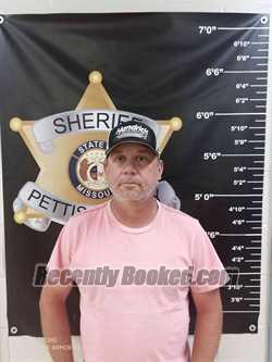 Recent Booking / Mugshot for KEVIN ULMER in Pettis County, Missouri
