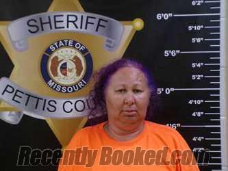 Recent Booking / Mugshot for TONYA DONALD in Pettis County, Missouri