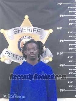 Recent Booking / Mugshot for JONATHAN BROWN in Pettis County, Missouri