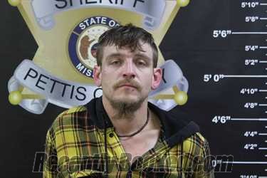 Recent Booking / Mugshot for ADAM ANDREGG in Pettis County, Missouri