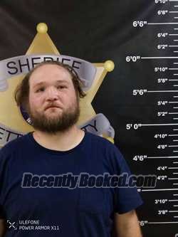 Recent Booking / Mugshot for KYLE STRUNK in Pettis County, Missouri