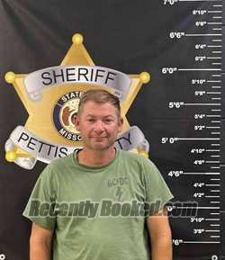 Recent Booking / Mugshot for CHRISTOPHER ECKHOFF in Pettis County, Missouri