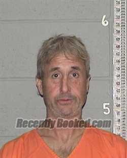 Recent Booking / Mugshot for BRYAN WILLIAM SWARTZ in Flathead County ...