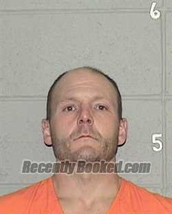 Recent Booking / Mugshot for DERRICK SCOTT DOWNING in Flathead County ...