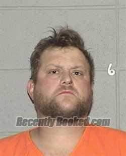 Recent Booking / Mugshot for TRAVIS BENJAMEN HALL in Flathead County ...