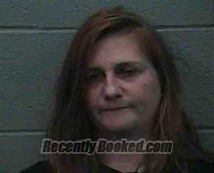 Recent Booking / Mugshot for DAYNA LYNN FARLEY in Bee County, Texas