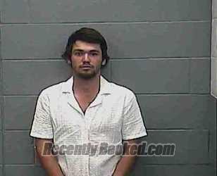 Recent Booking / Mugshot for HUNTER LEE MADEWELL in Bee County, Texas