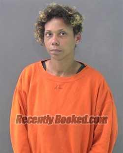 Recent Booking / Mugshot for ALENXIA BRESHON MARTIN in Bell County, Texas