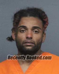 Recent Booking / Mugshot for CHRISTOPHER LASHAWN PEARSON in Bowie ...