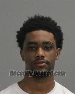 Recent Booking / Mugshot for Aaron Laron Medlock in Brazos County, Texas