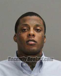 Recent Booking / Mugshot for DAQUAVIUS DONTA GRAY in Brazos County, Texas