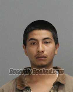 Recent Booking / Mugshot for VICTOR HUGO HERNANDEZ- RODRIGUEZ in Brazos ...