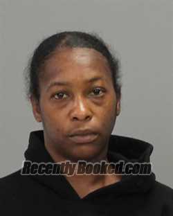 Recent Booking / Mugshot for SHARONDA NEECOLE REED in Brazos County, Texas