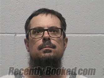 Recent Booking / Mugshot for ERIC STEVEN MURPHY in Lyon County, Nevada