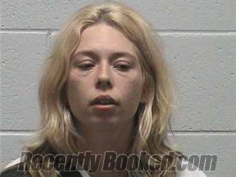 Recent Booking / Mugshot for CHEYENNE MARIE GIOVINCO in Lyon County, Nevada