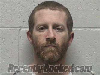 Recent Booking / Mugshot for DEREK JOSEPH HUNTLEY in Lyon County, Nevada