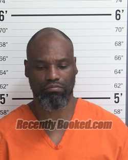 Recent Booking / Mugshot for SHUNTAE DAVON BYRD in Curry County, New Mexico