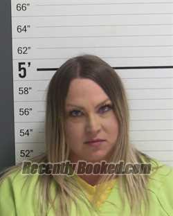 Recent Booking / Mugshot for SHERRI LYNN GOMEZ in Curry County, New Mexico