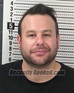 Recent Booking / Mugshot for STEVEN DEVON HAUGER in Dona Ana County ...