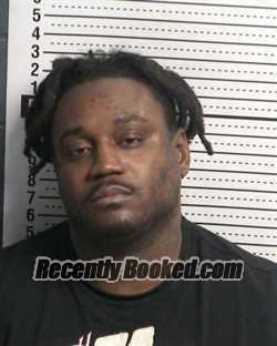 Recent Booking / Mugshot for DEANDRE SCOTT in Dona Ana County, New Mexico