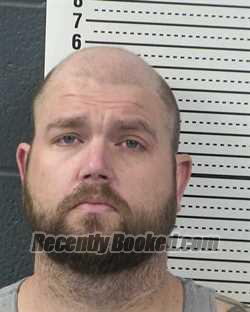 Recent Booking / Mugshot for MATTHEW KERN in Dona Ana County, New Mexico