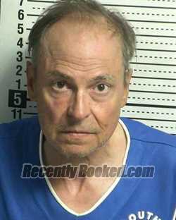 Recent Booking / Mugshot for GLEN GILBERT in Dona Ana County, New Mexico