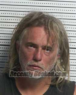 Recent Booking / Mugshot for LESLEY DARNELL MULKEY in Dona Ana County ...