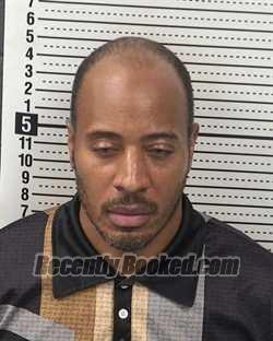 Recent Booking / Mugshot for TROY WASHINGTON in Dona Ana County, New Mexico