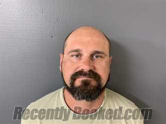 Recent Booking / Mugshot for Calvin Wayne Bates in Hardee County, Florida