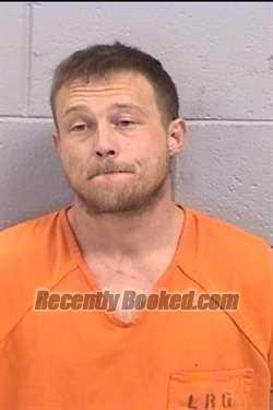 Recent Booking / Mugshot for Joseph Jeter in San Juan County, New Mexico