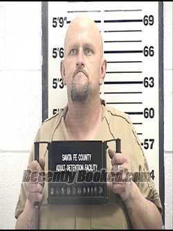 Recent Booking / Mugshot for AARON LEE SMITH in Santa Fe County, New Mexico