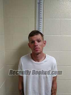 Recent Booking / Mugshot for Morgan WAYNE ROBERTS in Chenango County ...
