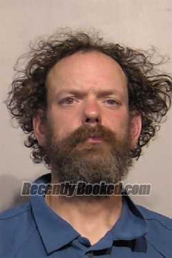 Recent Booking / Mugshot for Matthew Charles Rinaldo in Niagara County ...