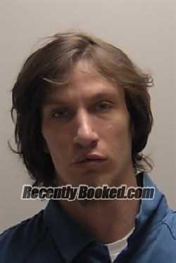 Recent Booking / Mugshot for Robert Michael Felvus in Niagara County ...