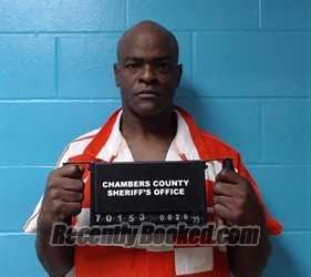 Recent Booking / Mugshot for DERRICK DEWAYNE RAY in Chambers County, Texas