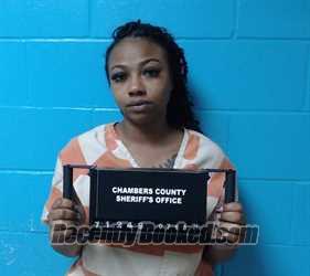 Recent Booking / Mugshot for MORIAH RISHAWN ROBERTS in Chambers County, Texas