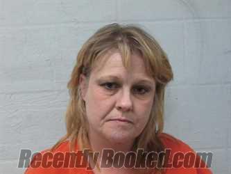 Recent Booking / Mugshot for MISTY MARIE THOMPSON in Beckham County ...