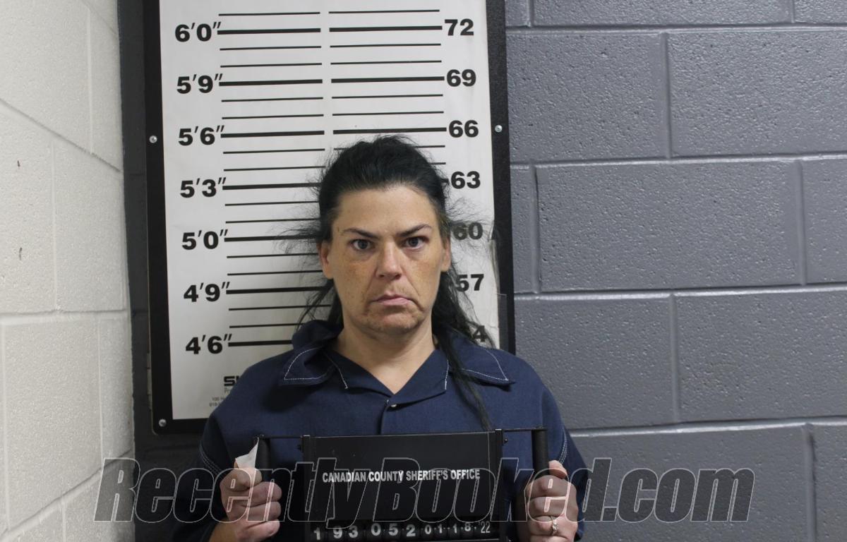 Recent Booking / Mugshot for AMANDA NOELLE WEBB in Canadian County ...