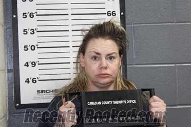 Recent Booking / Mugshot for AMY KRISTINE REYNOLDS in Canadian County ...